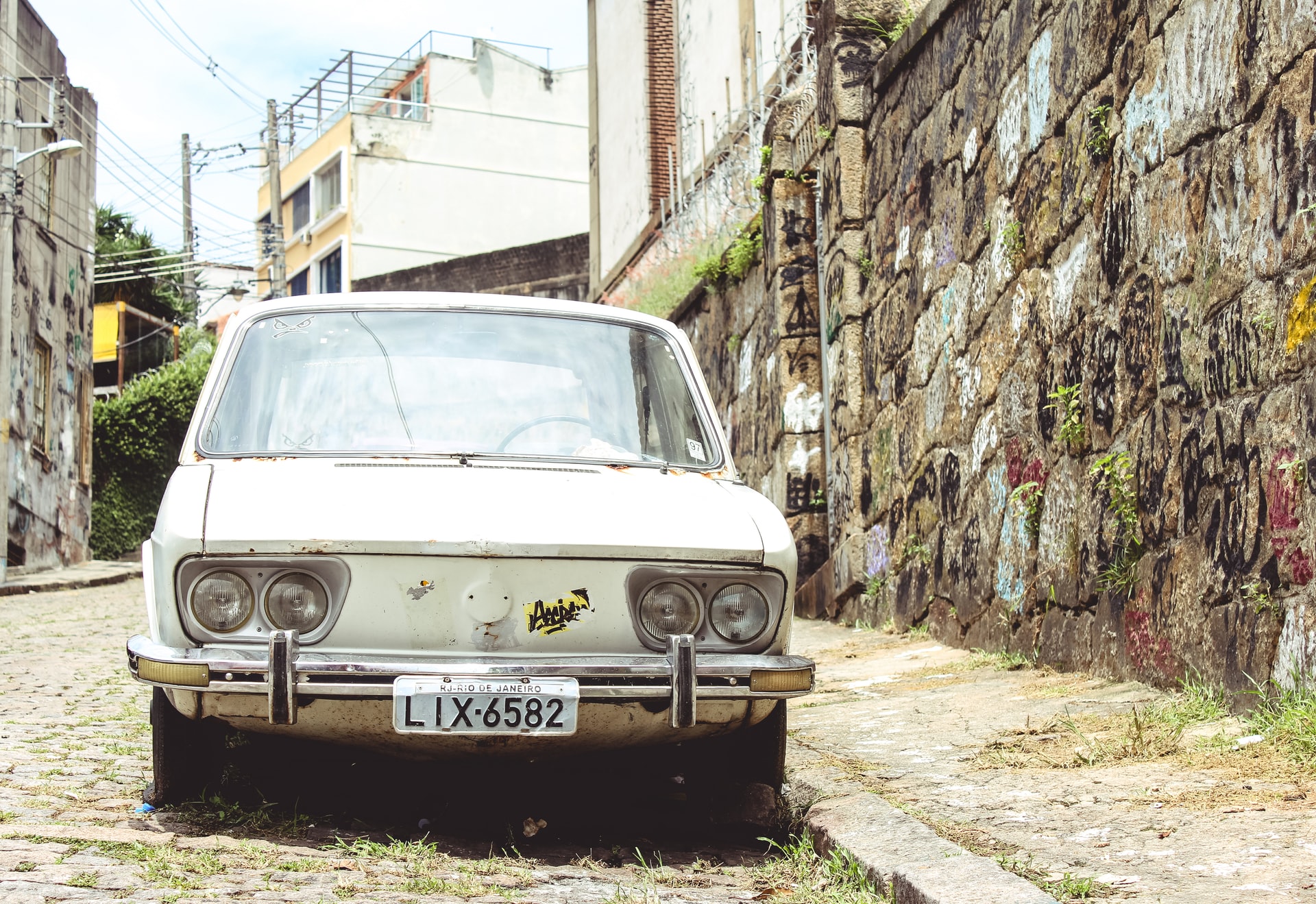 Jakie jest najbrzydsze auto świata? Ranking najbrzydszych samochodów